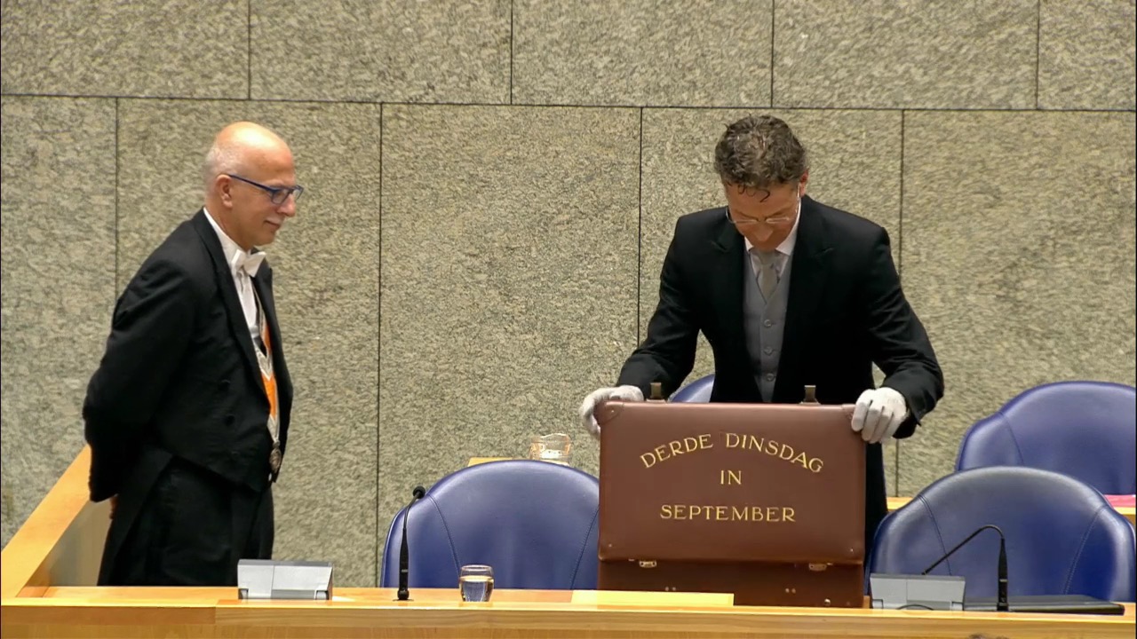Roel Beetsma en Raymond Gradus over stijgende overheidsuitgaven - Me Judice